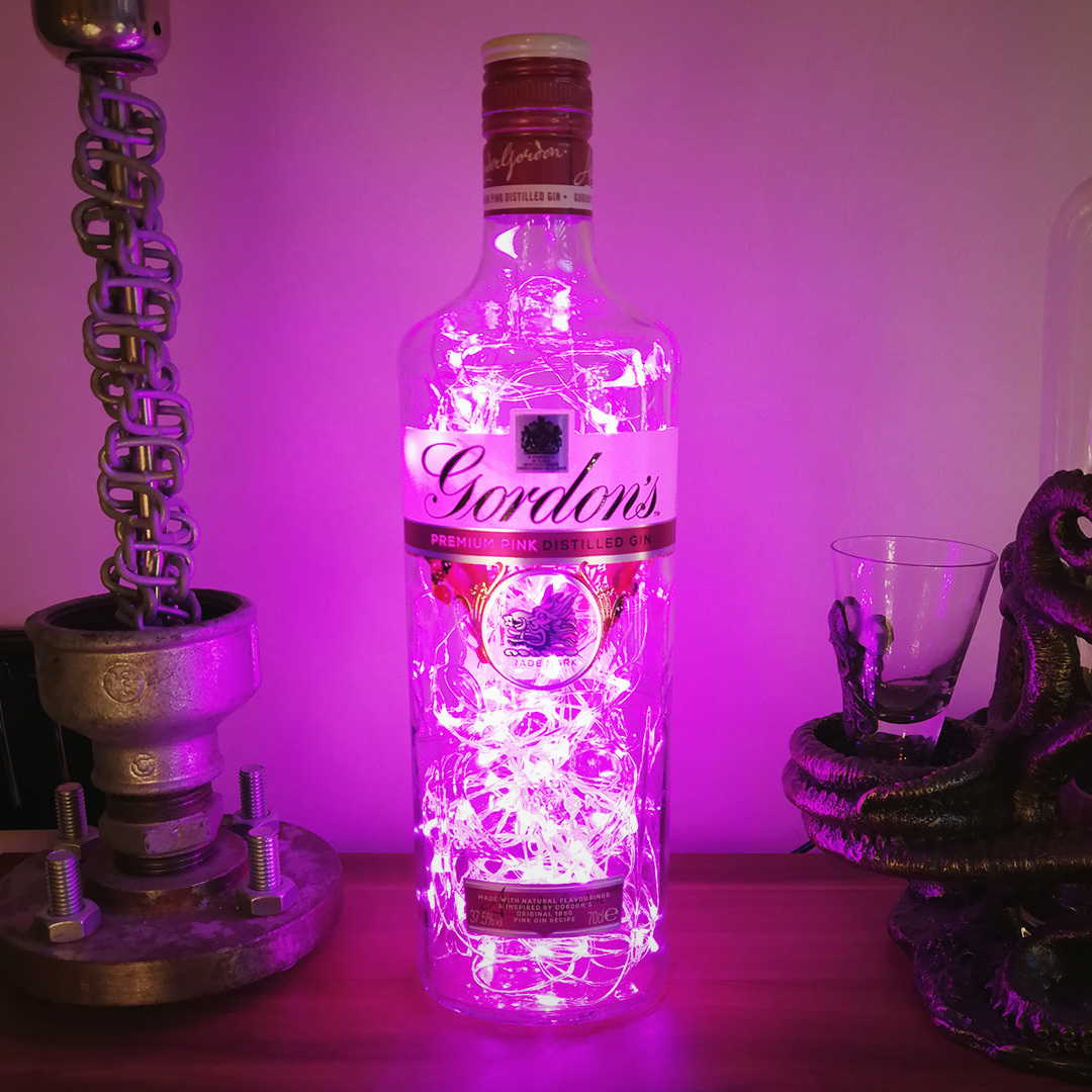 Gordons Pink gin with pink LEDs bottle light, 70cl - Retro Style Media